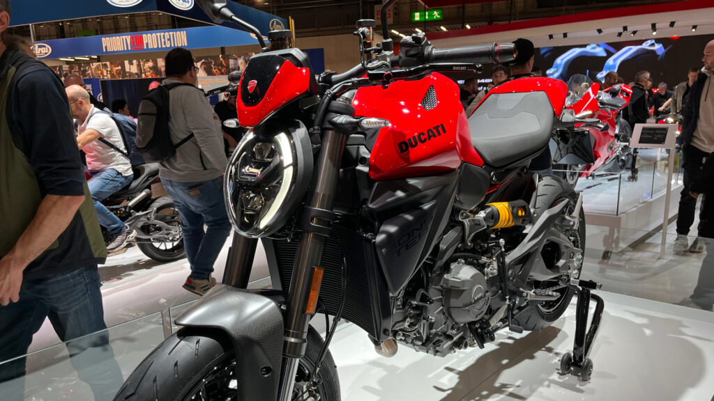 Ducati Monster er lettere, frekkere og morsommere - MC-Messen
